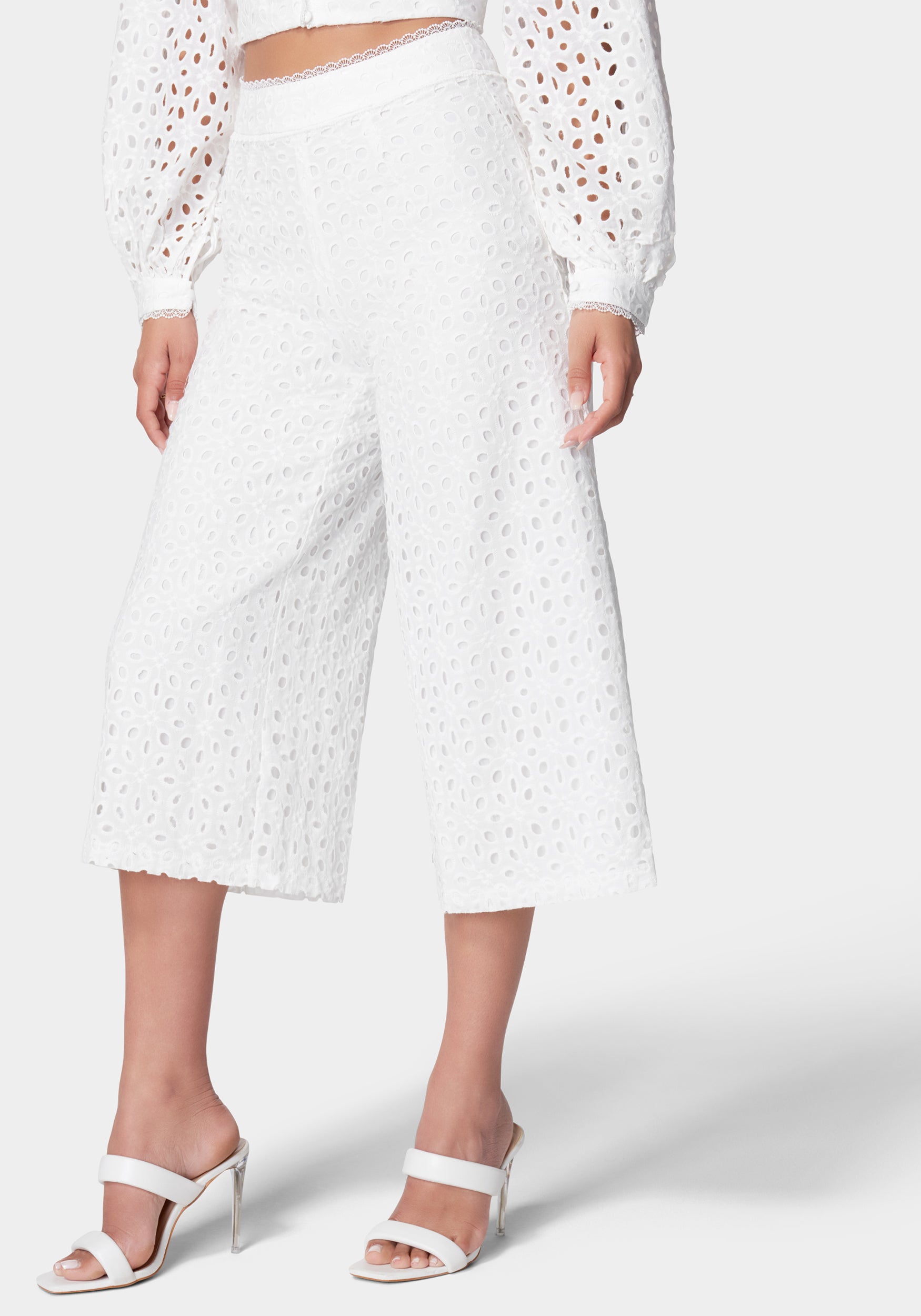 Eyelet Detail Wide Leg Pant – bebe